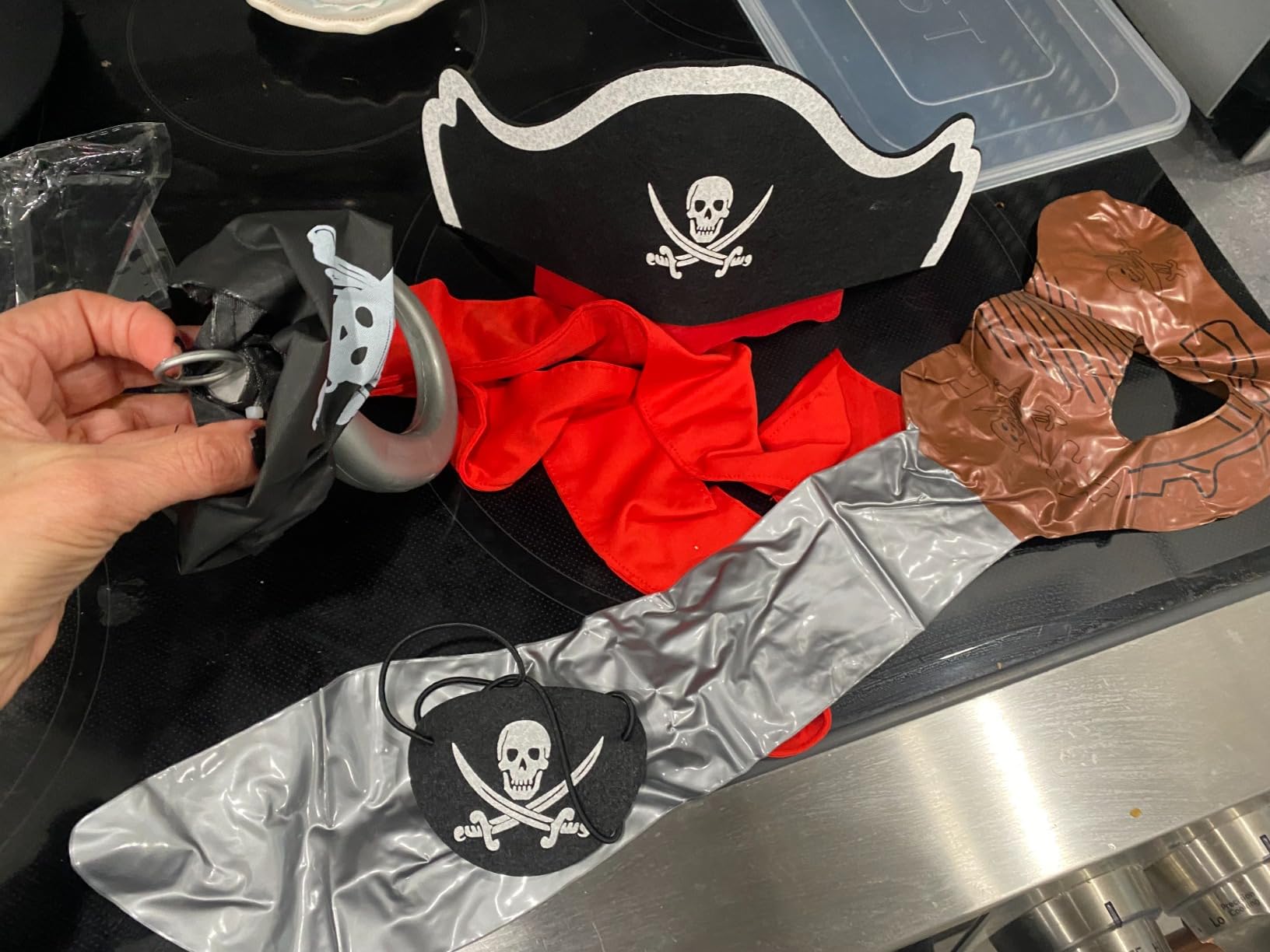 Amazon.com: YANMIN Pirate Accessories for Kids 5pcs Pirate Party Favors ...