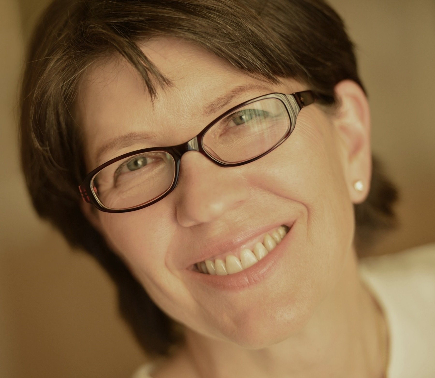 Amazon.co.uk: Elizabeth Sims: books, biography, latest update