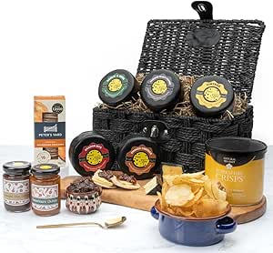 Luxury Cheese Hamper with Chutneys, Crackers and Crisps | 5 Artisan ...