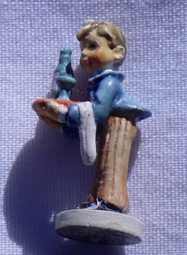 Amazon.com: Hummel/Olszewski Miniature First Edition #263-P Figurine ...