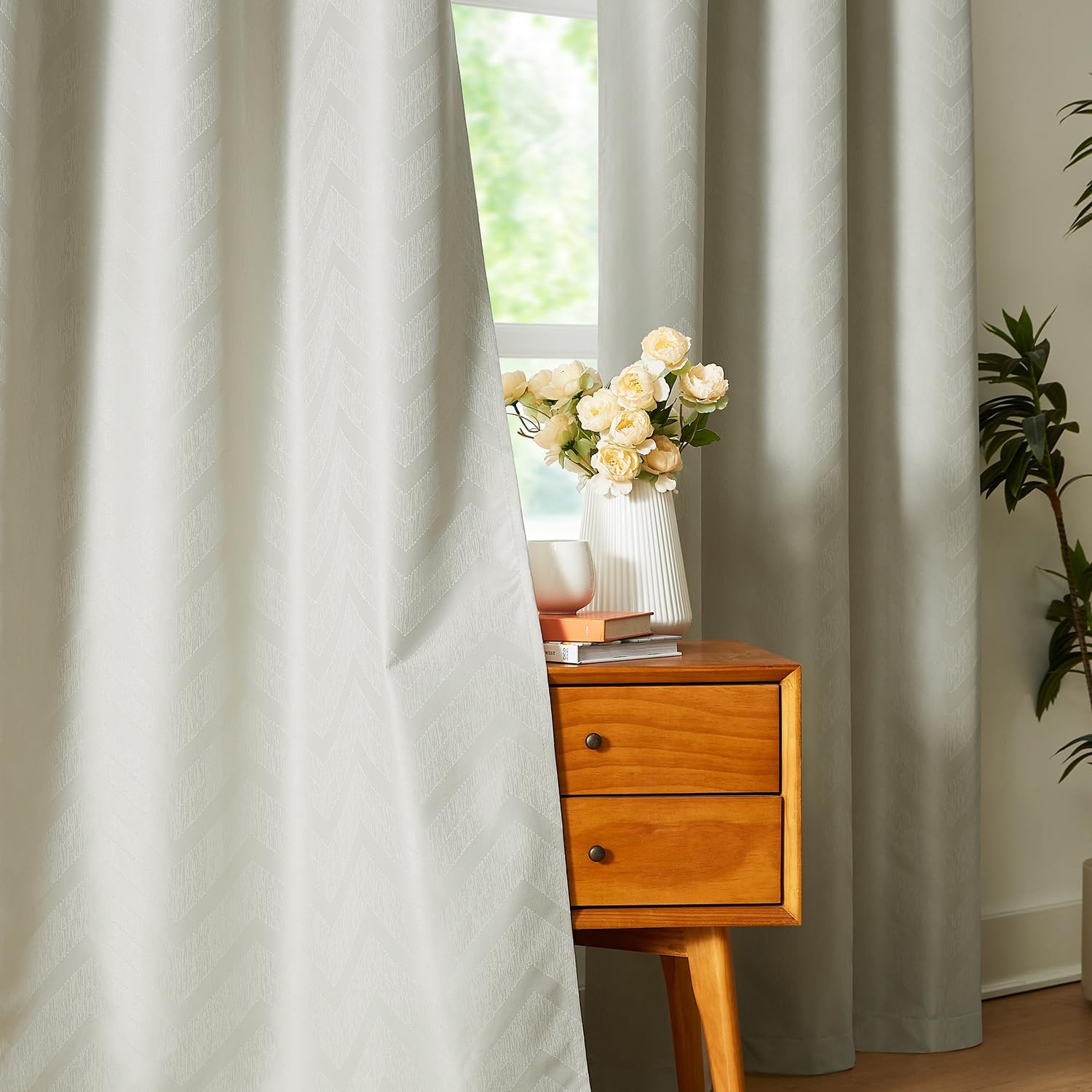 Amazon.com: Chevron Total Blackout Curtains for Living Room Ivory/Beige ...