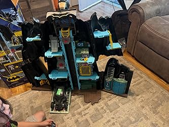 Amazon.com: Batman, Bat-Tech Batcave, Giant Transforming Playset with ...