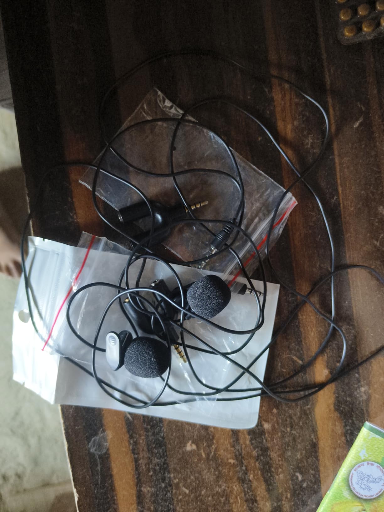 MJ Microphone 3.5Mm Collar Mic, Professional Clip-On Condenser Mic for ...