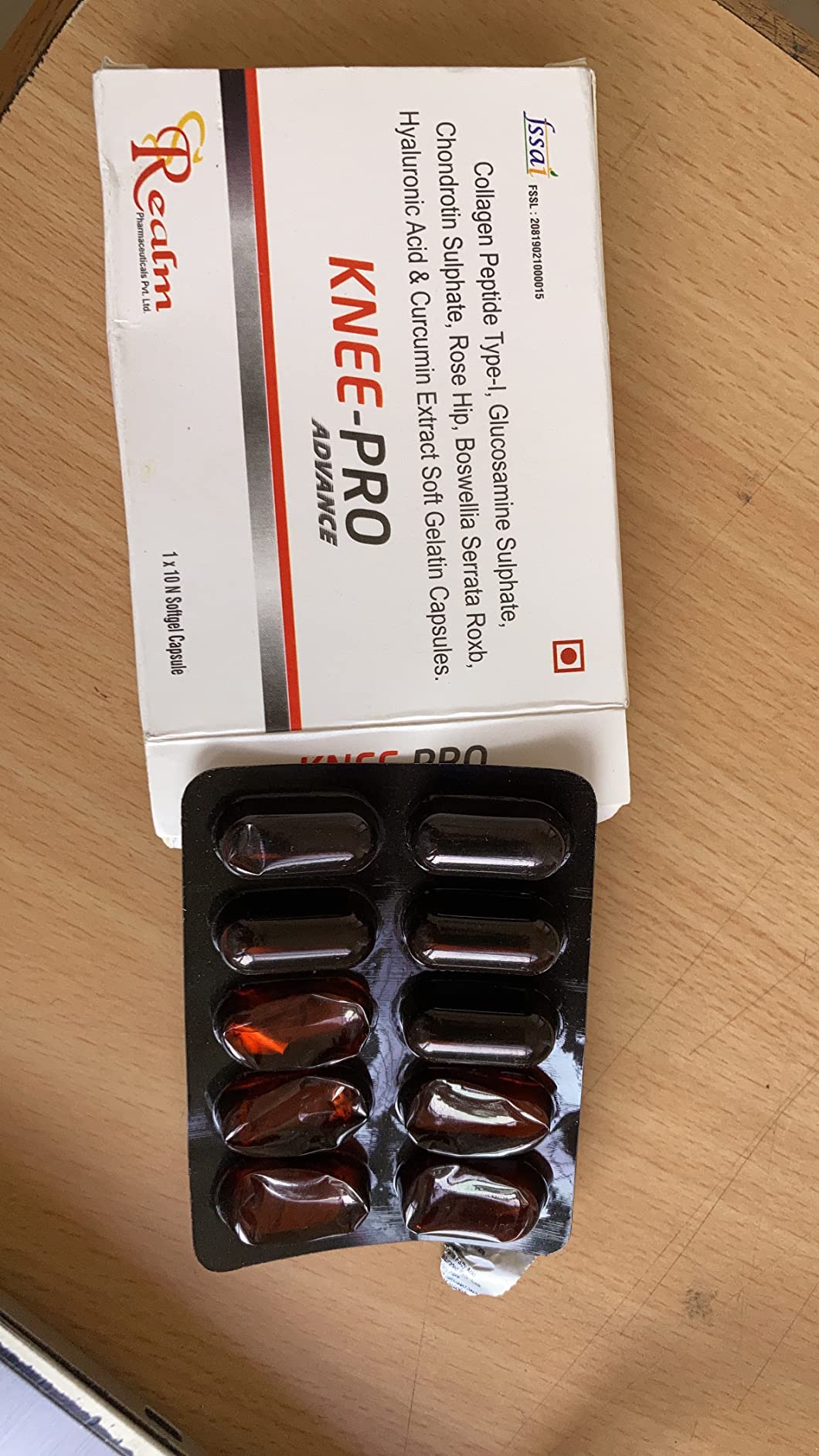 Knee Pro Advance Joint Support Supplement contains 40 softgel capsules ...