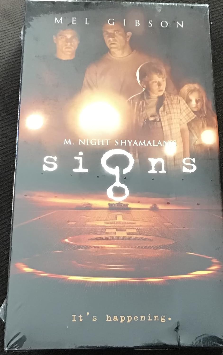 Amazon.com: Signs [VHS] : Movies & TV