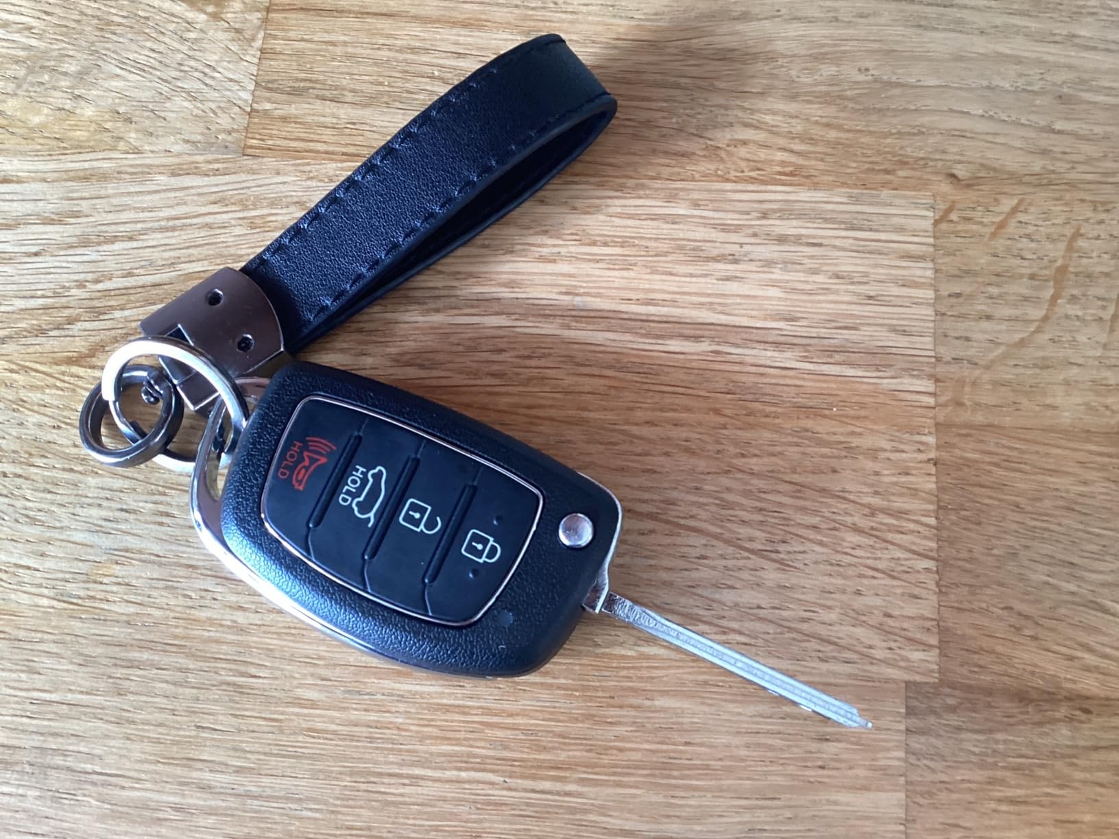 wisdompro Genuine Leather Car Keychain, Universal Key Fob Keychain ...