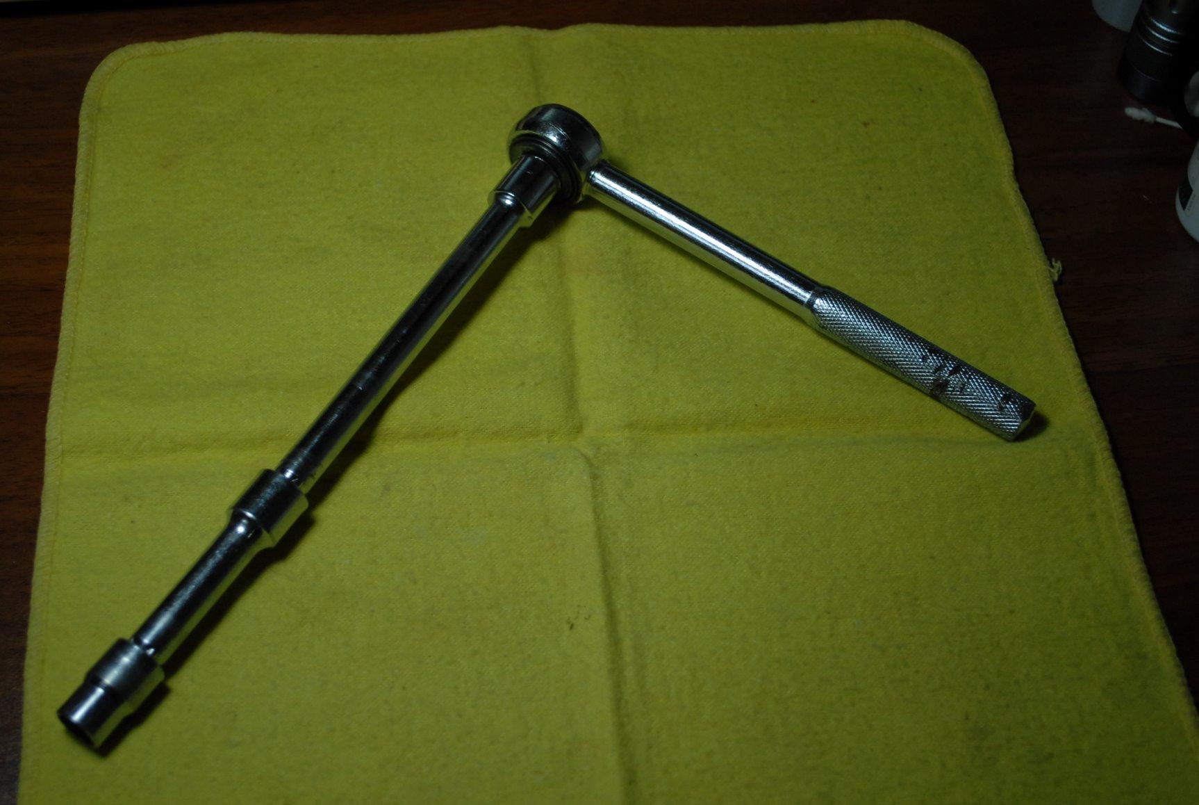 Amazon | データシステム ( Data System ) テレビキット (切替タイプ) UTV404P2 | 車載モニターアクセサリ | 車＆バイク