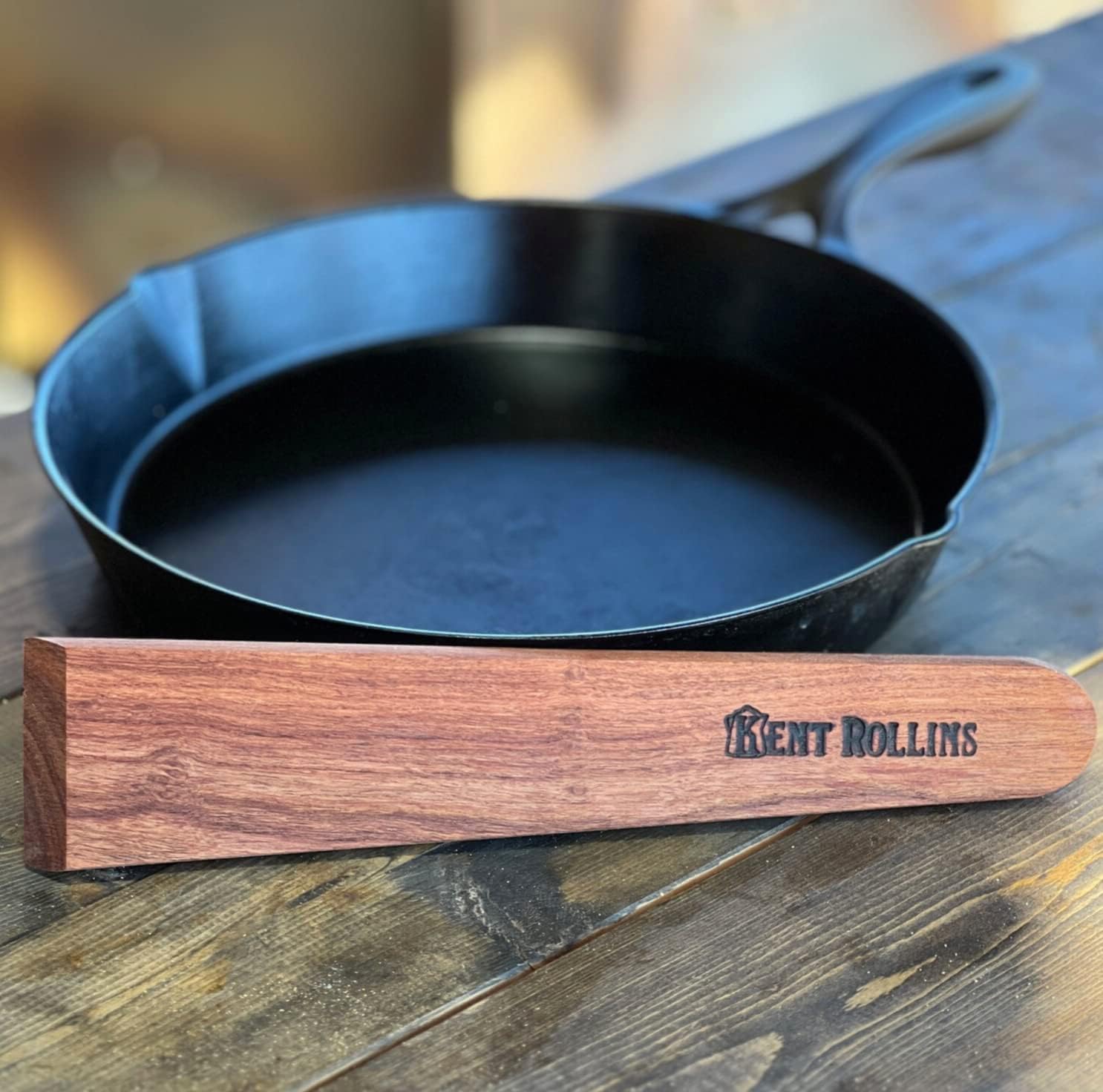 Amazon.com: Mesquite Wood Cast Iron Spatula: Home & Kitchen