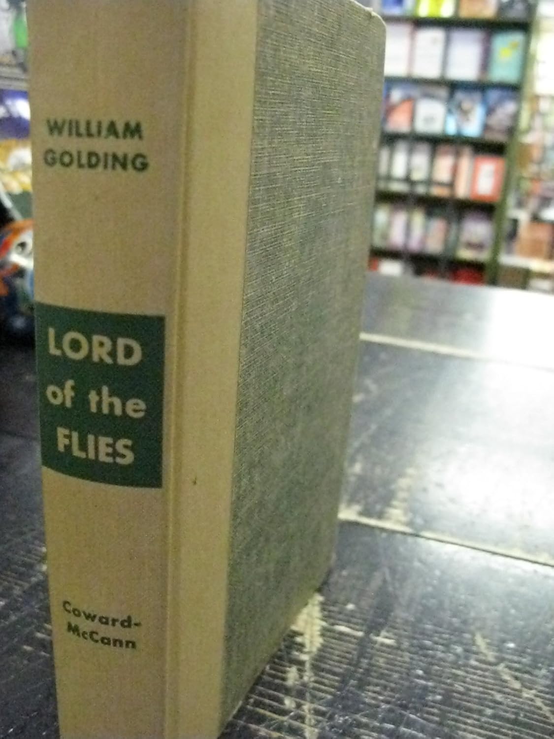 Lord of the Flies: Golding, William: Amazon.com: Books