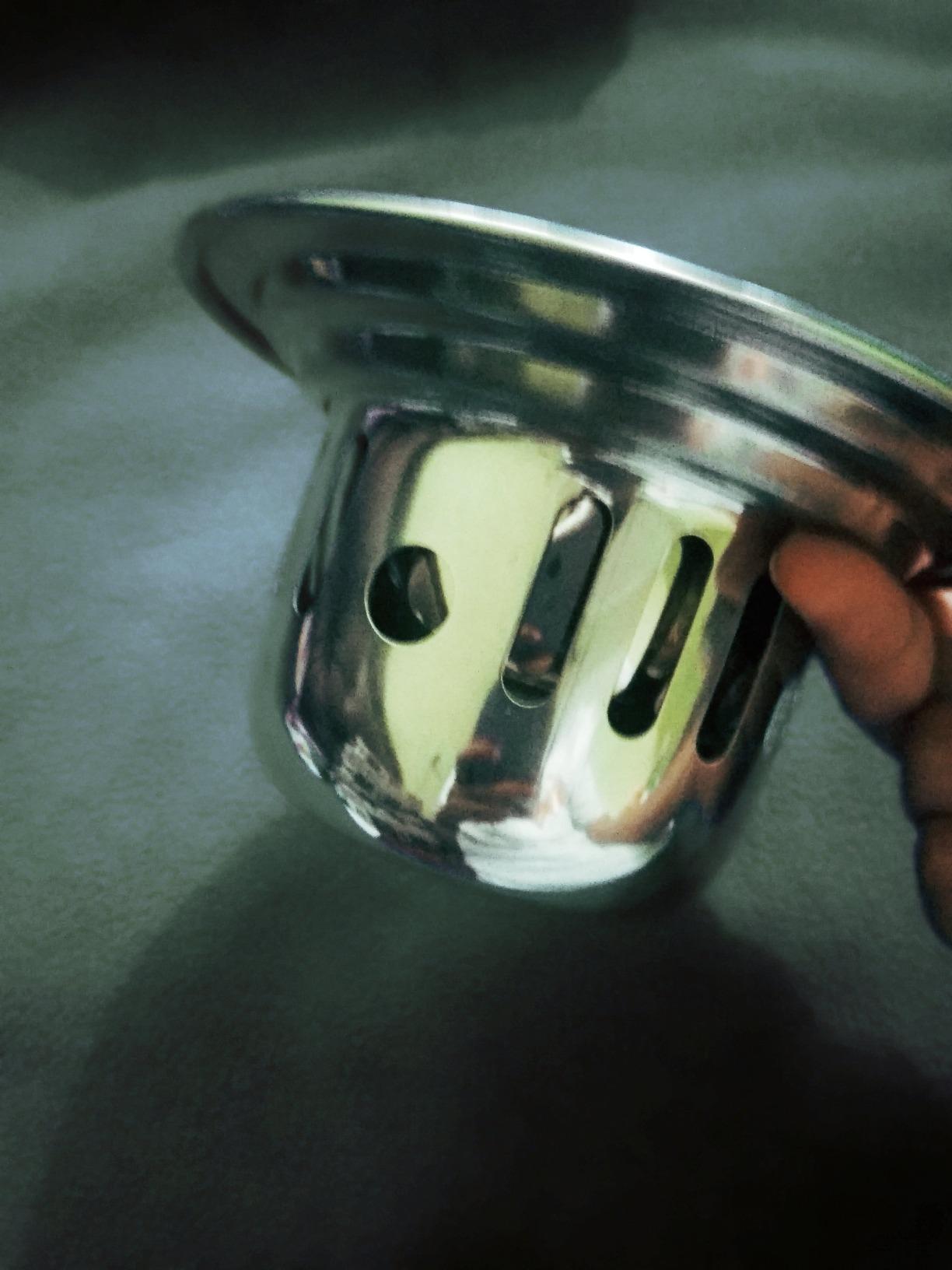 CHILLY Cockroach Trap Round Gypsy with Waste Pipe Hole for Kitchen ...