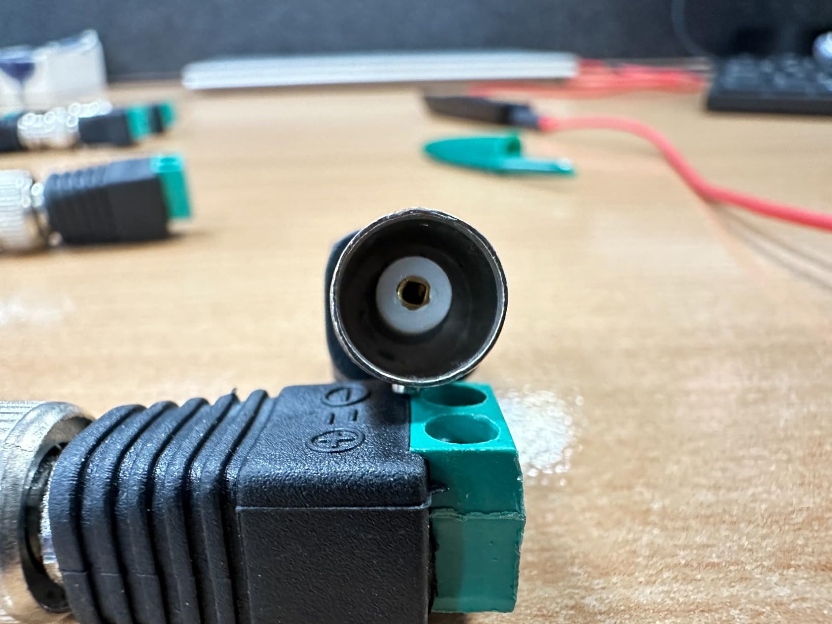 iYueMps BNC Screw Terminal Coaxial Connector,10 Pack BNC Male/emale ...