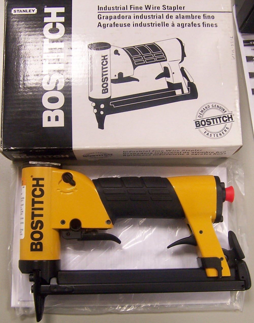 Bostitch TU 216-71 Fine Wire upholstery Stapler 3/8 inch Crown - Amazon.com