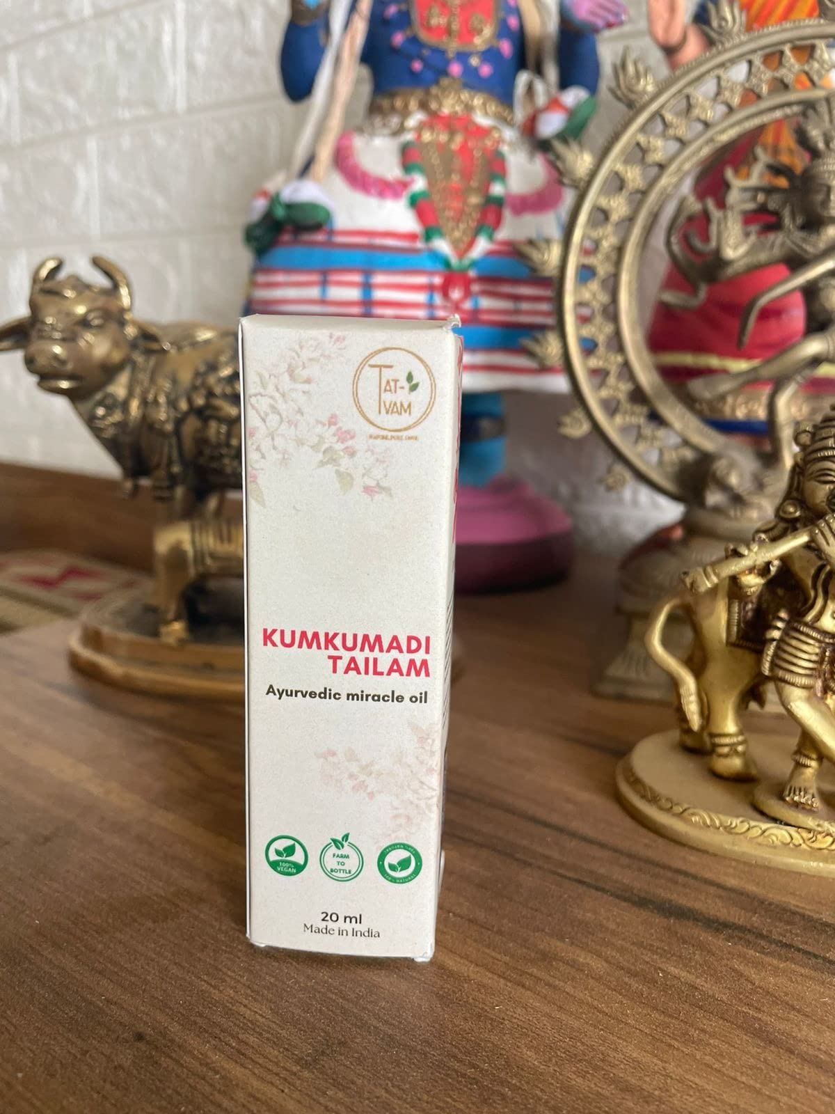 Tat-Tvam Organic Kumkumadi Tailam | Ayurvedic Face Oil for Glowing skin ...