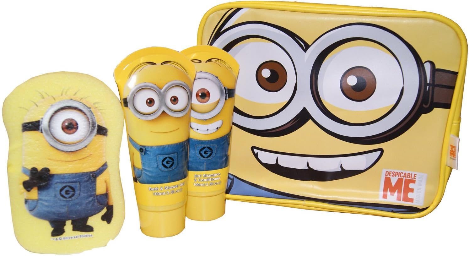 Despicable Me Minion Wash Bag Gift Set with Accessories : Amazon.co.uk ...