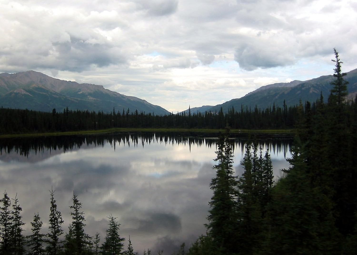 Amazon.com: Midnight in Alaska, 8x10 Framed Photo: Posters & Prints