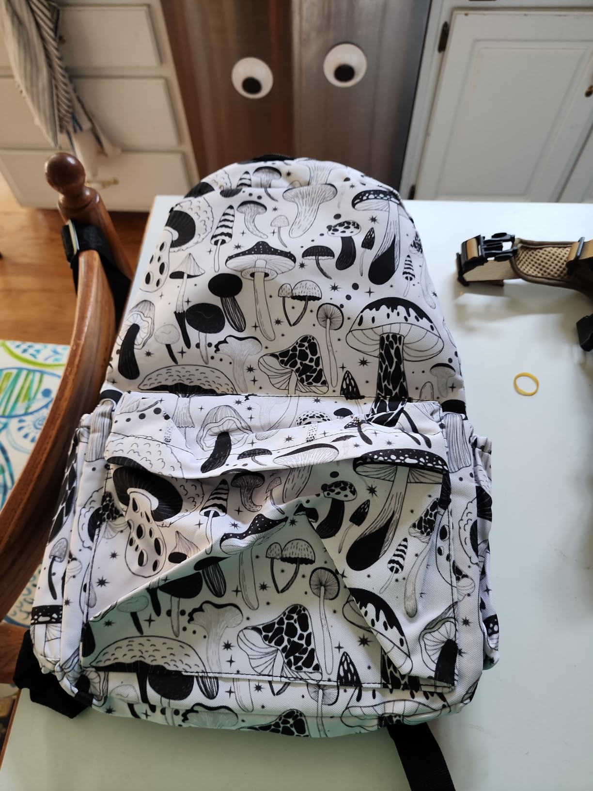Amazon.com: MOLIAN Aliens Moon Stylish Backpack With Adjustable Padded ...