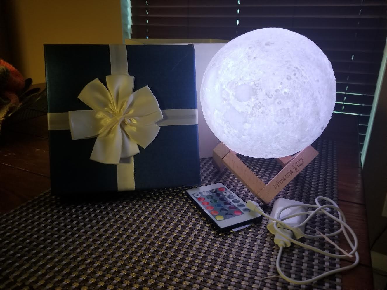 Amazon.com: 16 Color Branded Wooden Base 3D Moon Lamp With Gift Box ...