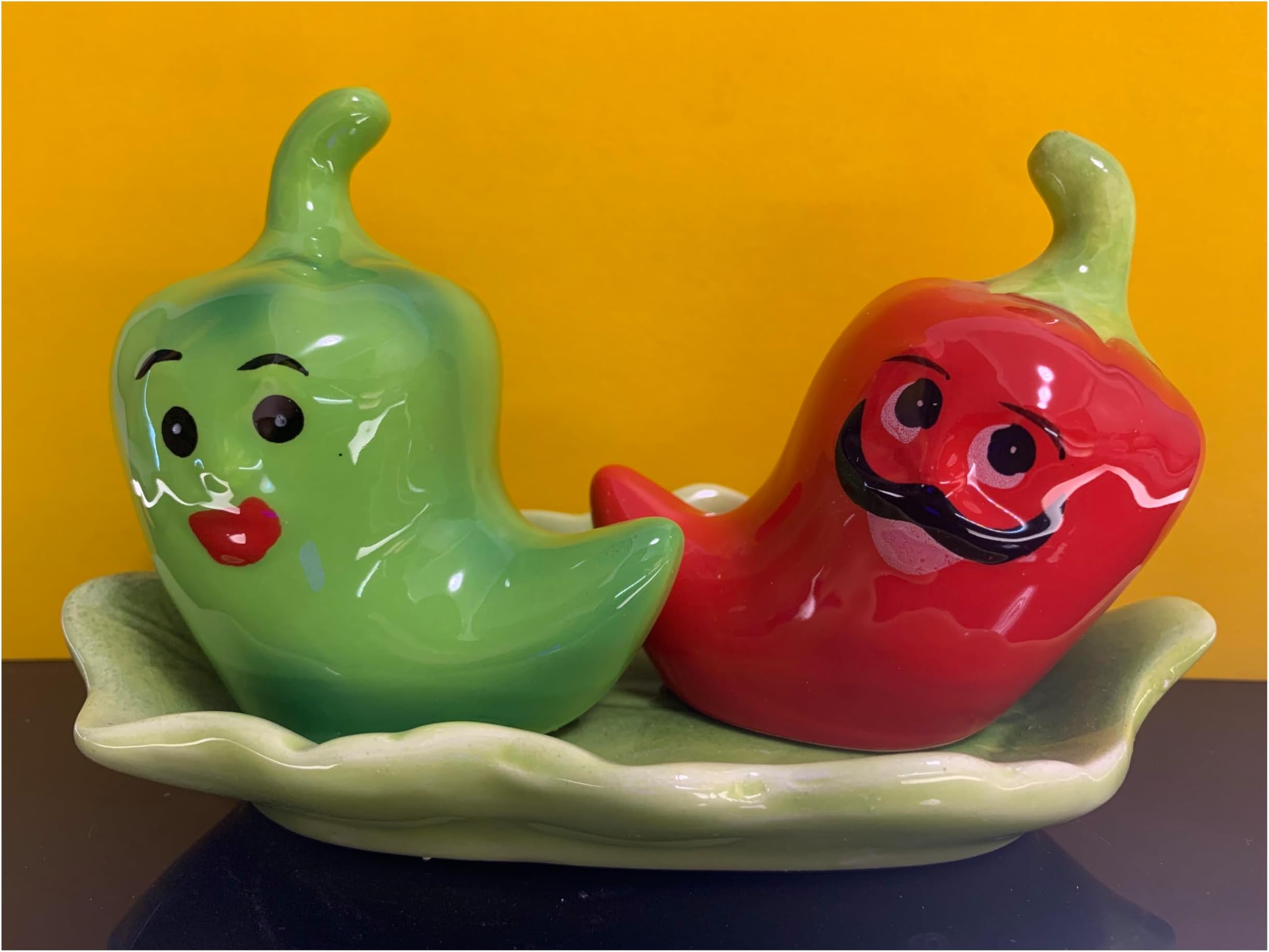 Amazon.com: Pacific Giftware 1 X Hot Chili Peppers Magnetic Salt ...