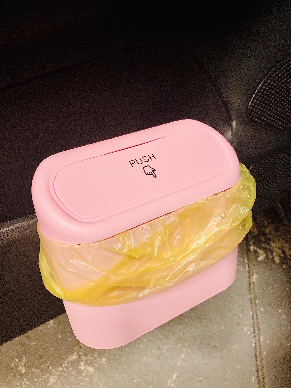 Ozone - Car Trash Can with Lid - 40pcs Trash Bags & 2 Wet Tissues - Car ...