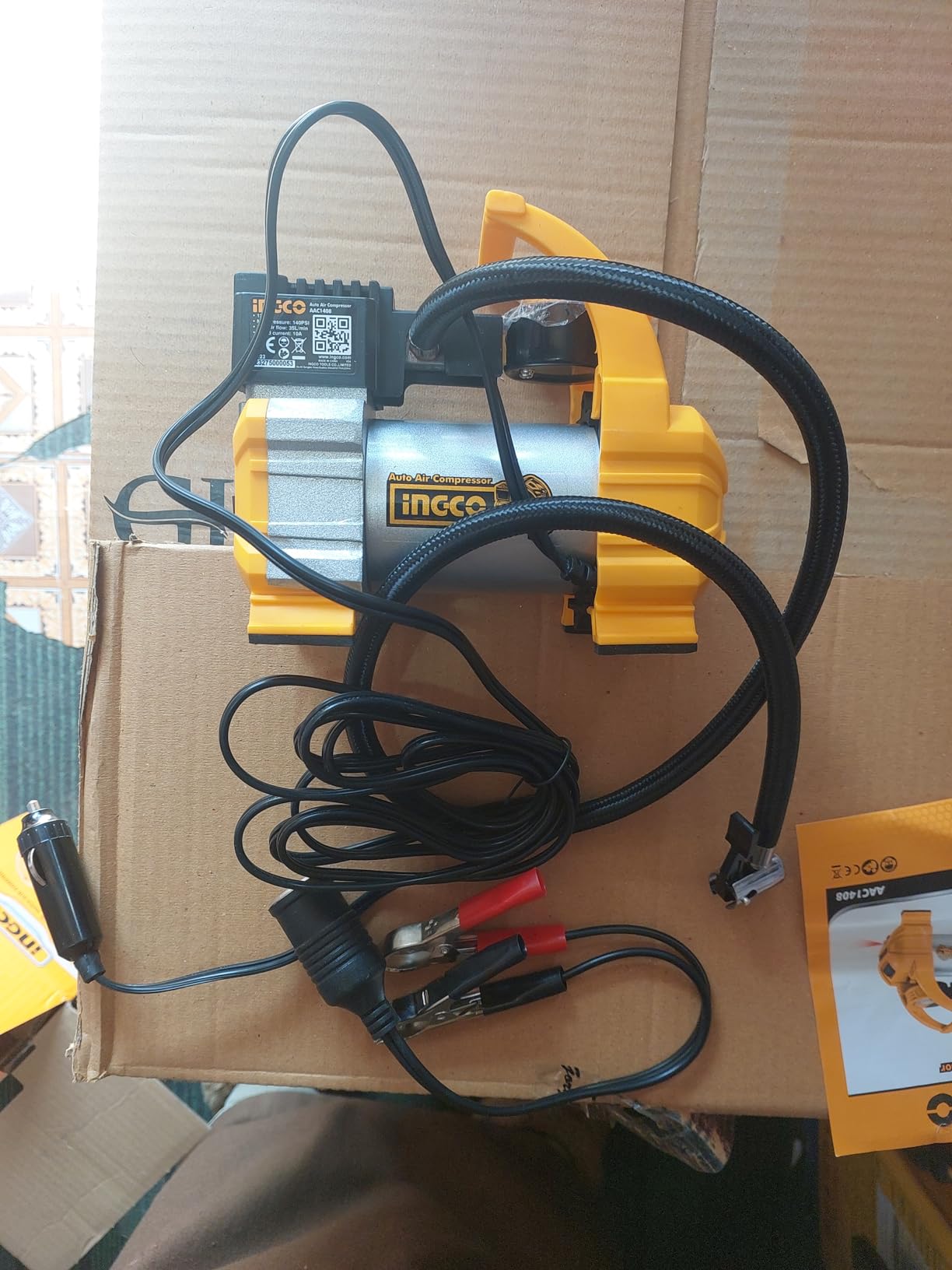 INGCO Auto Air Compressor, 12V | 10A | 140PSI Portable Tyre Inflator ...