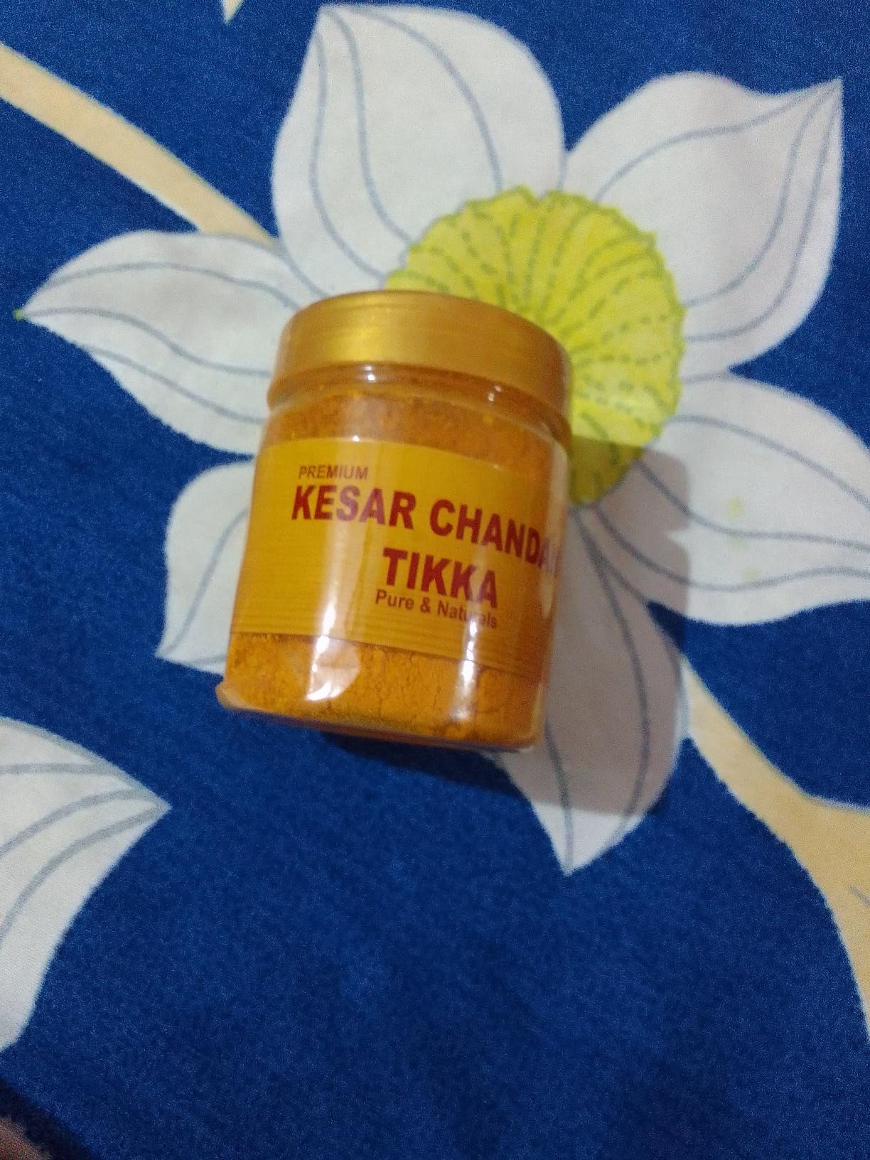 DEV SAMAGRI Natural Kesar Chandan Powder/Kesar Chandan Tikka : Amazon ...
