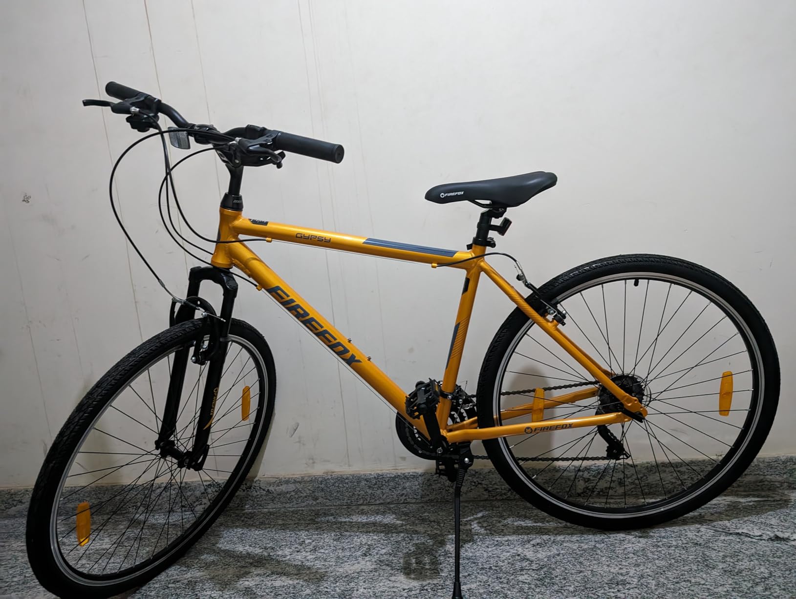 Firefox Bikes 700C (Gypsy V 21S) Hybrid Bike | Mustard/Black 19.5 ...