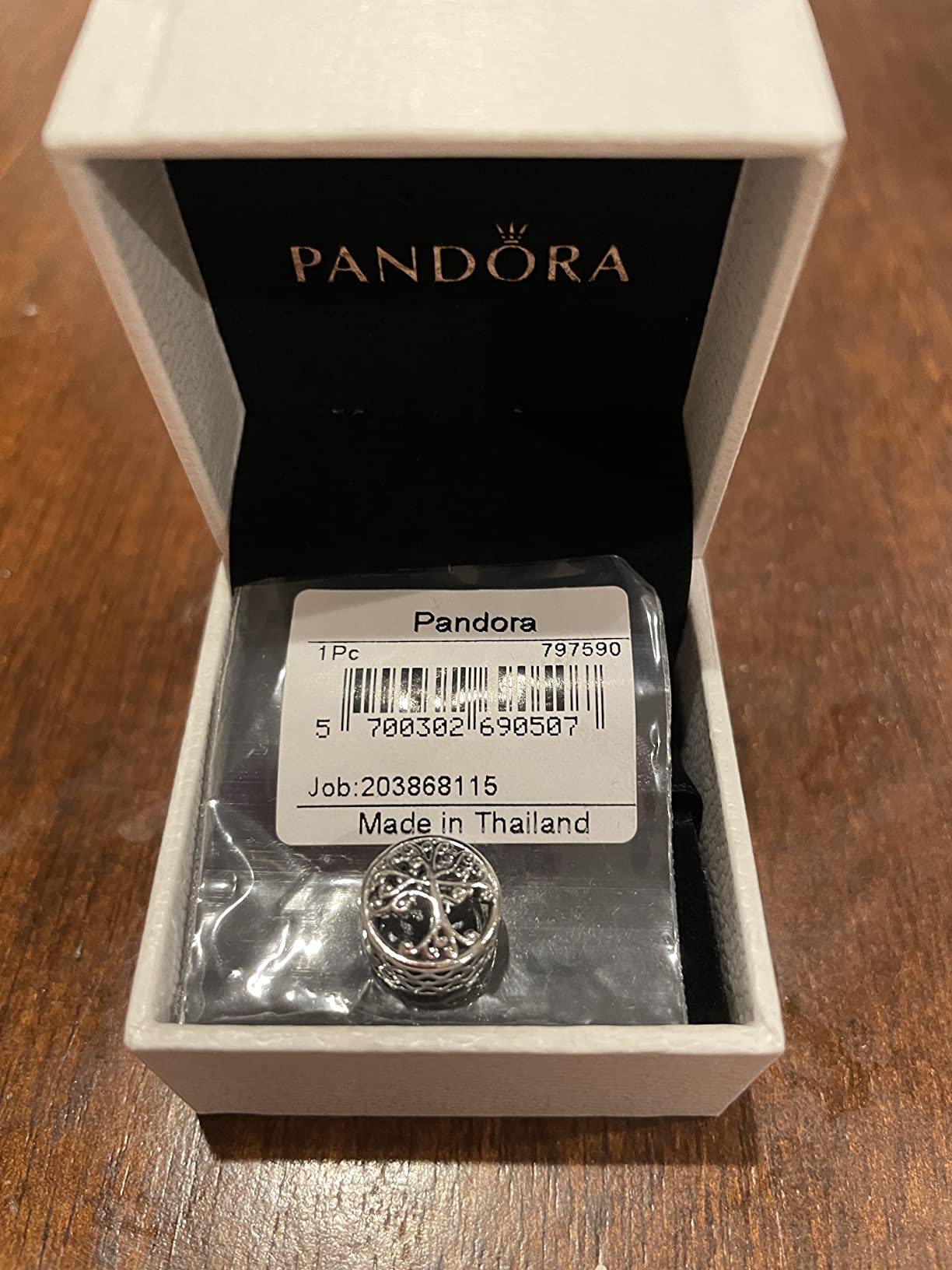 Amazon.com: Pandora Jewelry Openwork Family Roots Charm - Family Tree ...