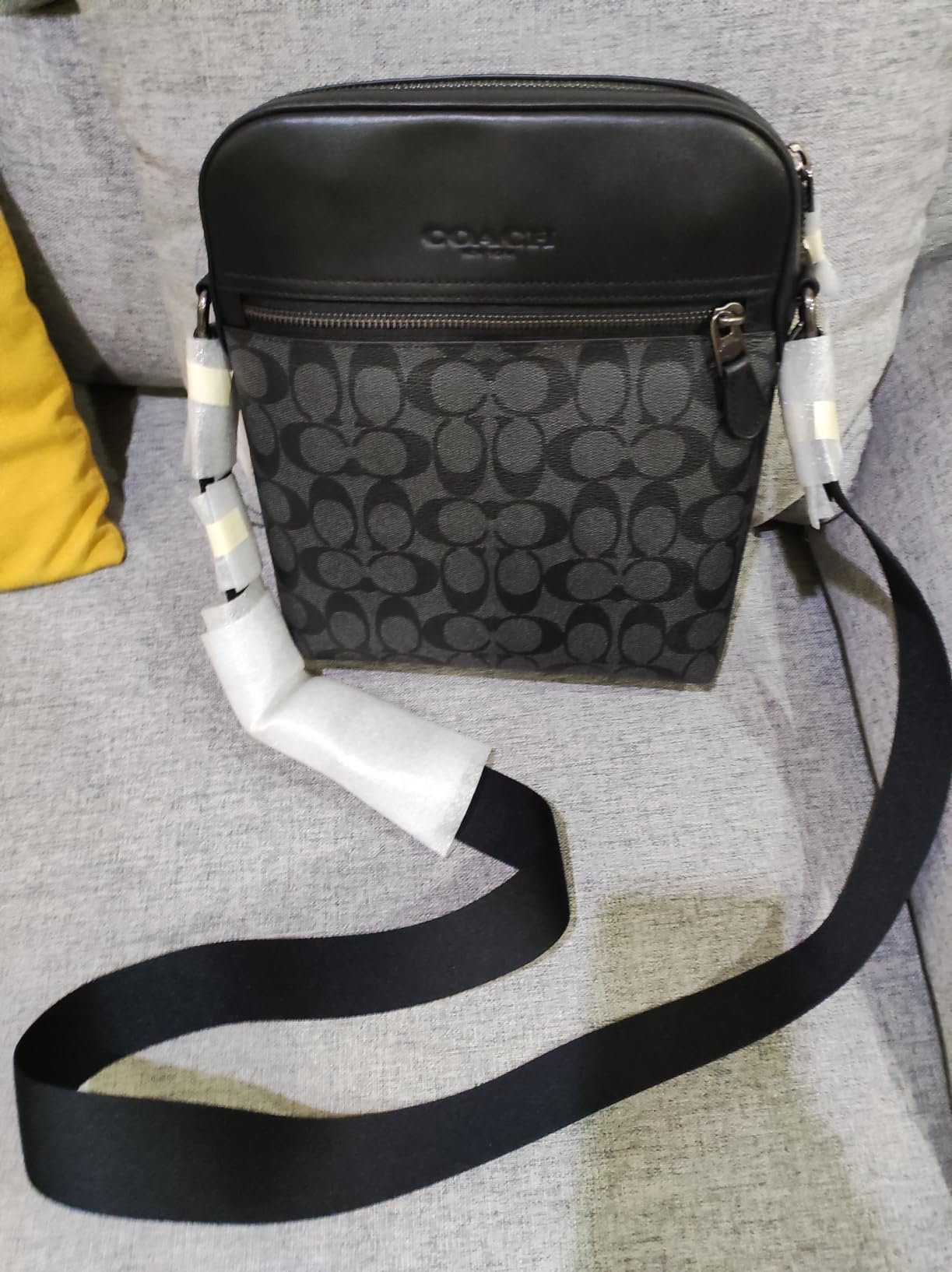 Coach QBMI5 Men's Shoulder Bag 4010, QBMI5, One Size : Amazon.sg: Fashion