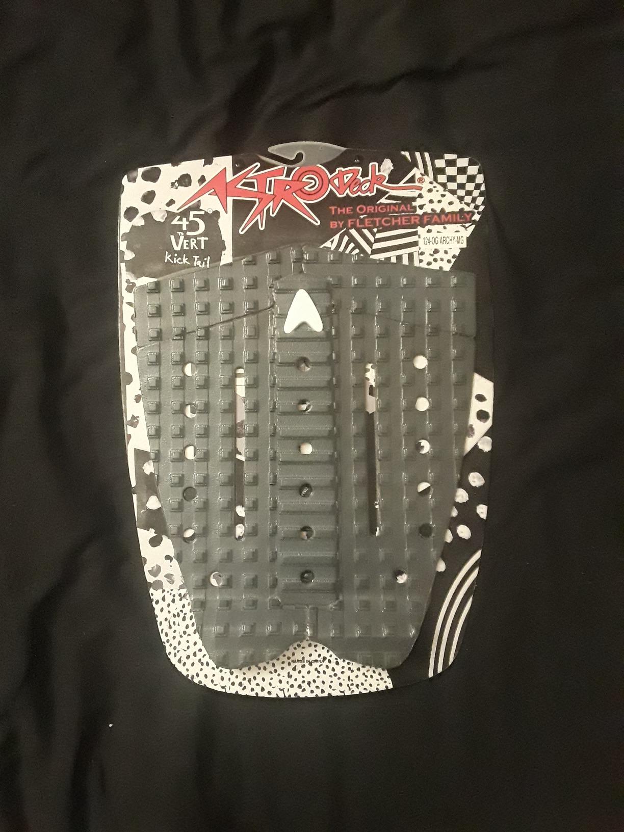 Amazon.com: Astrodeck 124 OG Archy Traction - Black : Sports & Outdoors