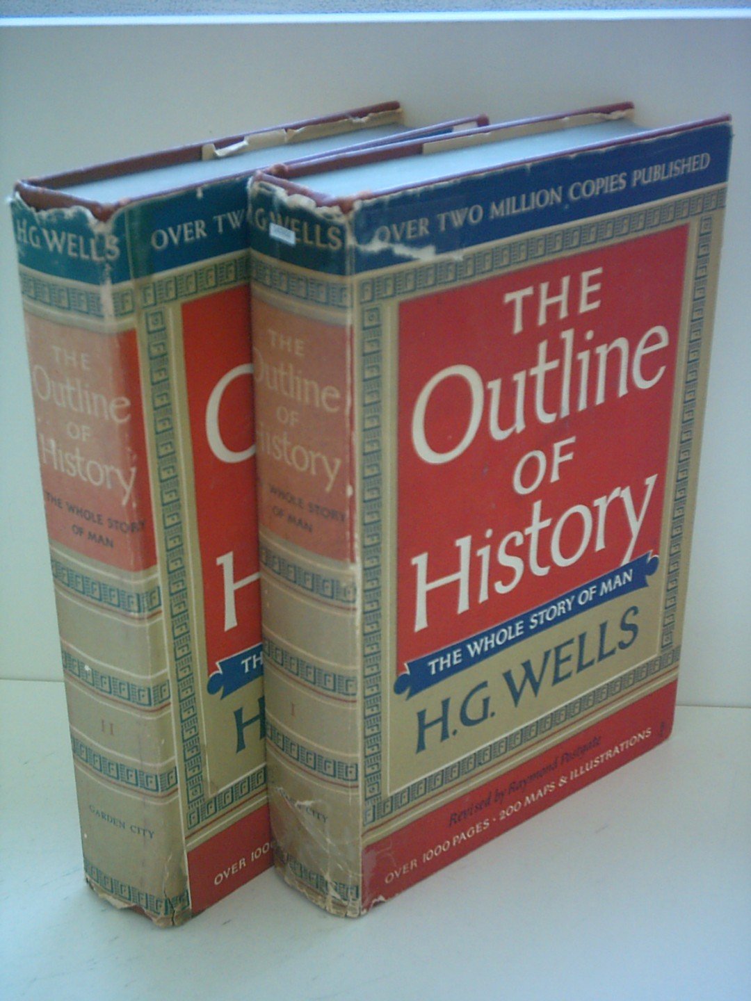 The Outline of History: The Whole Story of Man: H. G. Wells, Raymond ...