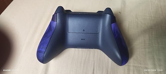 Amazon.com: Microsoft Xbox Wireless Controller Stellar Shift - Wireless ...