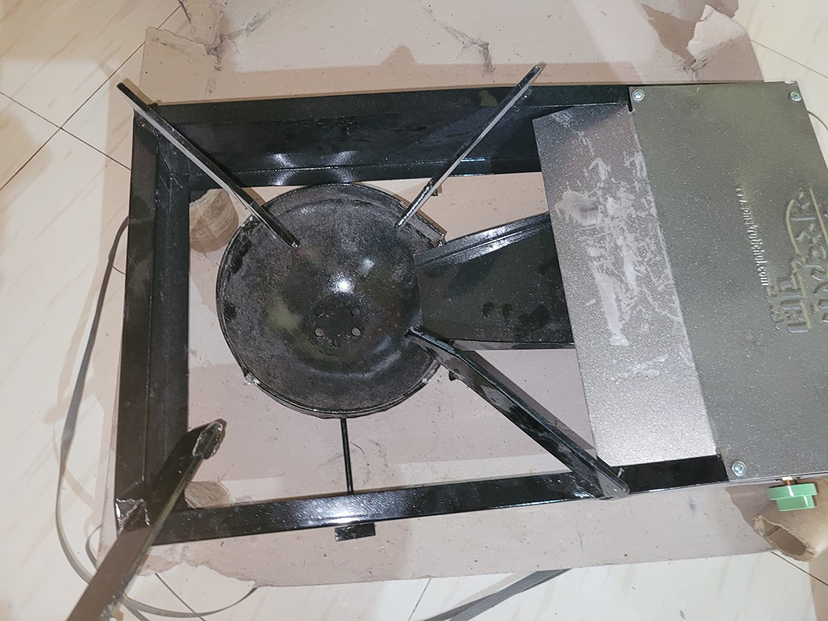Carbon Steel Sanskruti Chul Shegadi - Wood & Coal Stove Lakud Kolsa ...