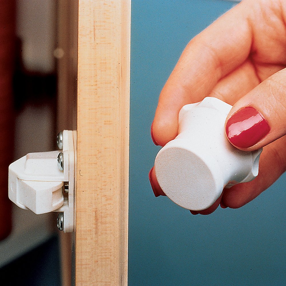 Amazon.com : Tot-Lok Starter Set Childproofing Cabinet & Door Lock ...