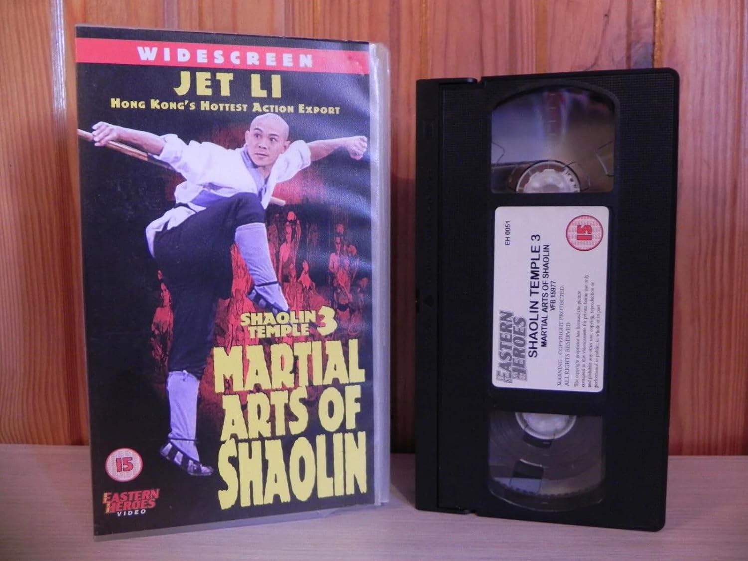 Amazon.com: Nan bei Shao Lin [VHS] : Jet Li, Jianqiang Hu, Qiuyan Huang ...
