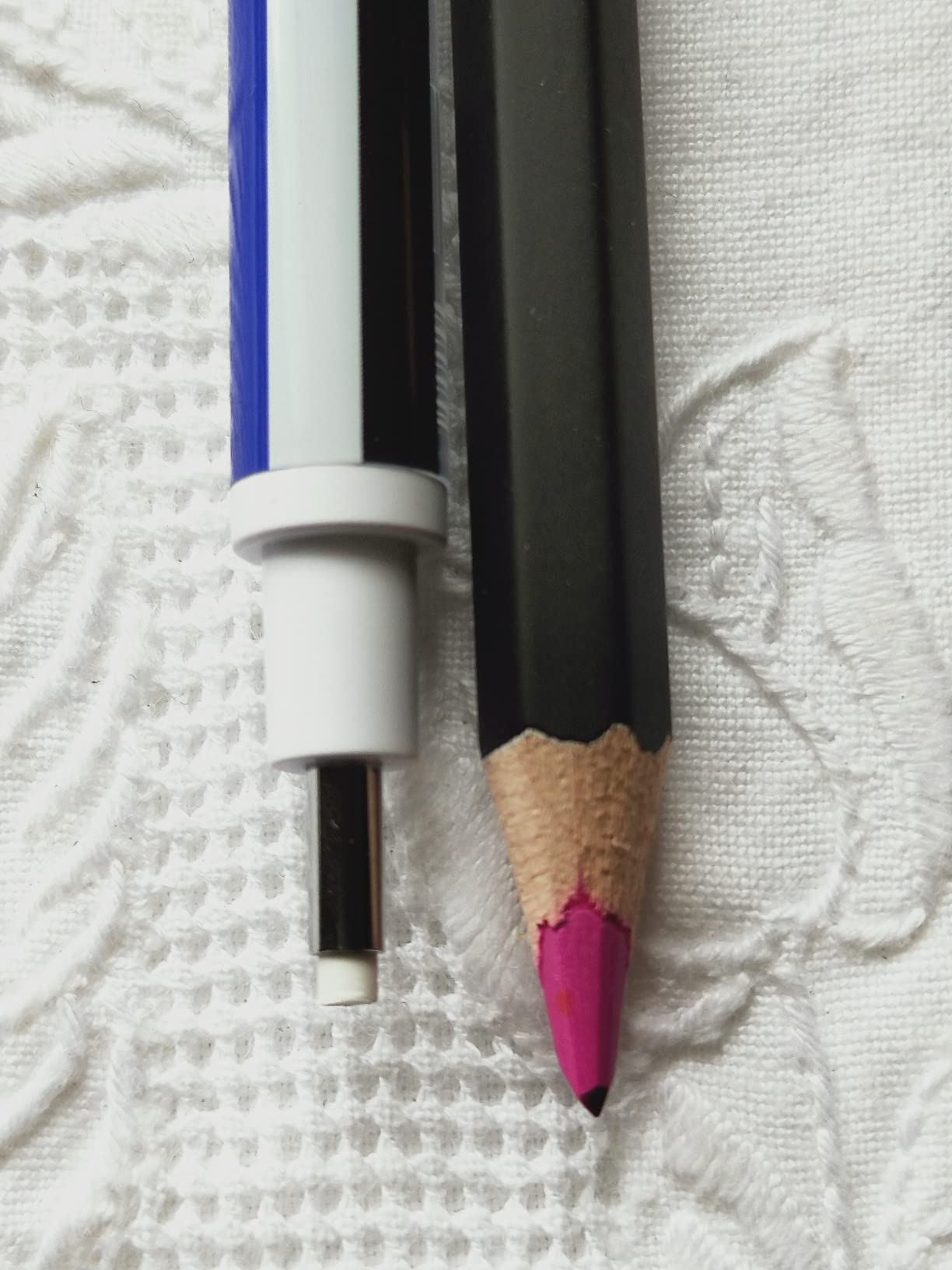 Tombow Mono Zero Tri-Colour Barrel Round Eraser : Amazon.com.au ...