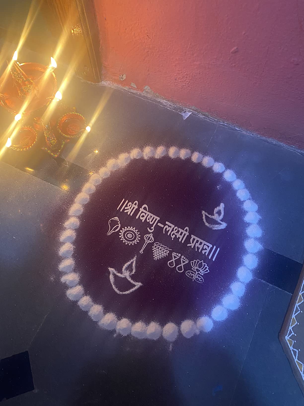 Shri Vishnu-Laxmi Prasanna Rangoli Stencil : Amazon.in: Home & Kitchen