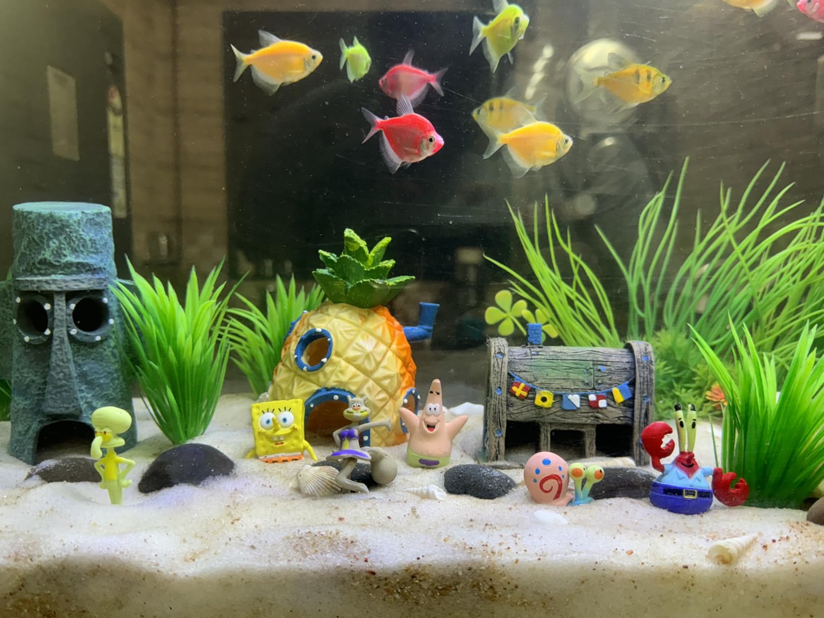 SANSEFERO Colorful Miniature Figures Spongebob Squarepant Fish Tank ...