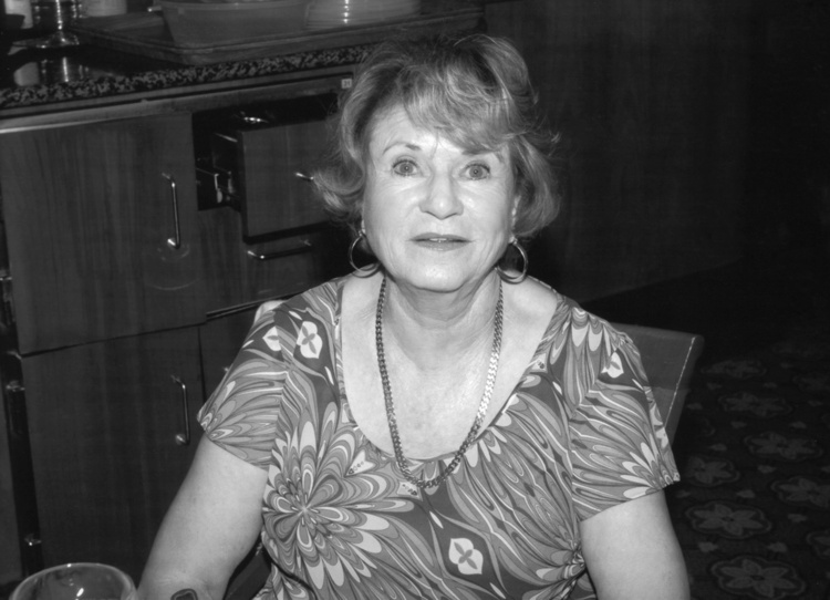 Amazon.com: Denise Kay: books, biography, latest update