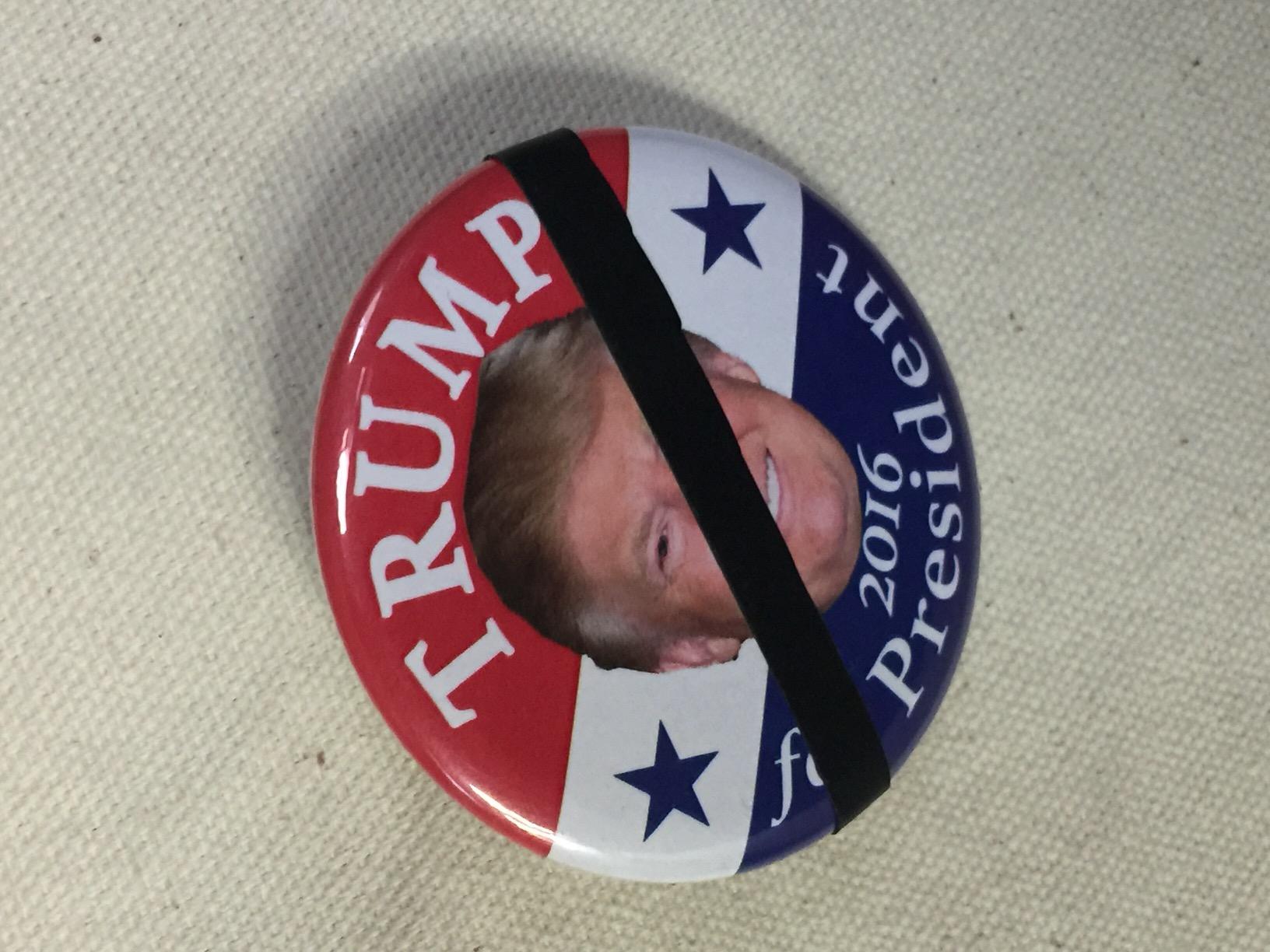 Amazon.com: 2016 DONALD TRUMP for PRESIDENT CAMPAIGN BUTTON, 2.25" dtds ...