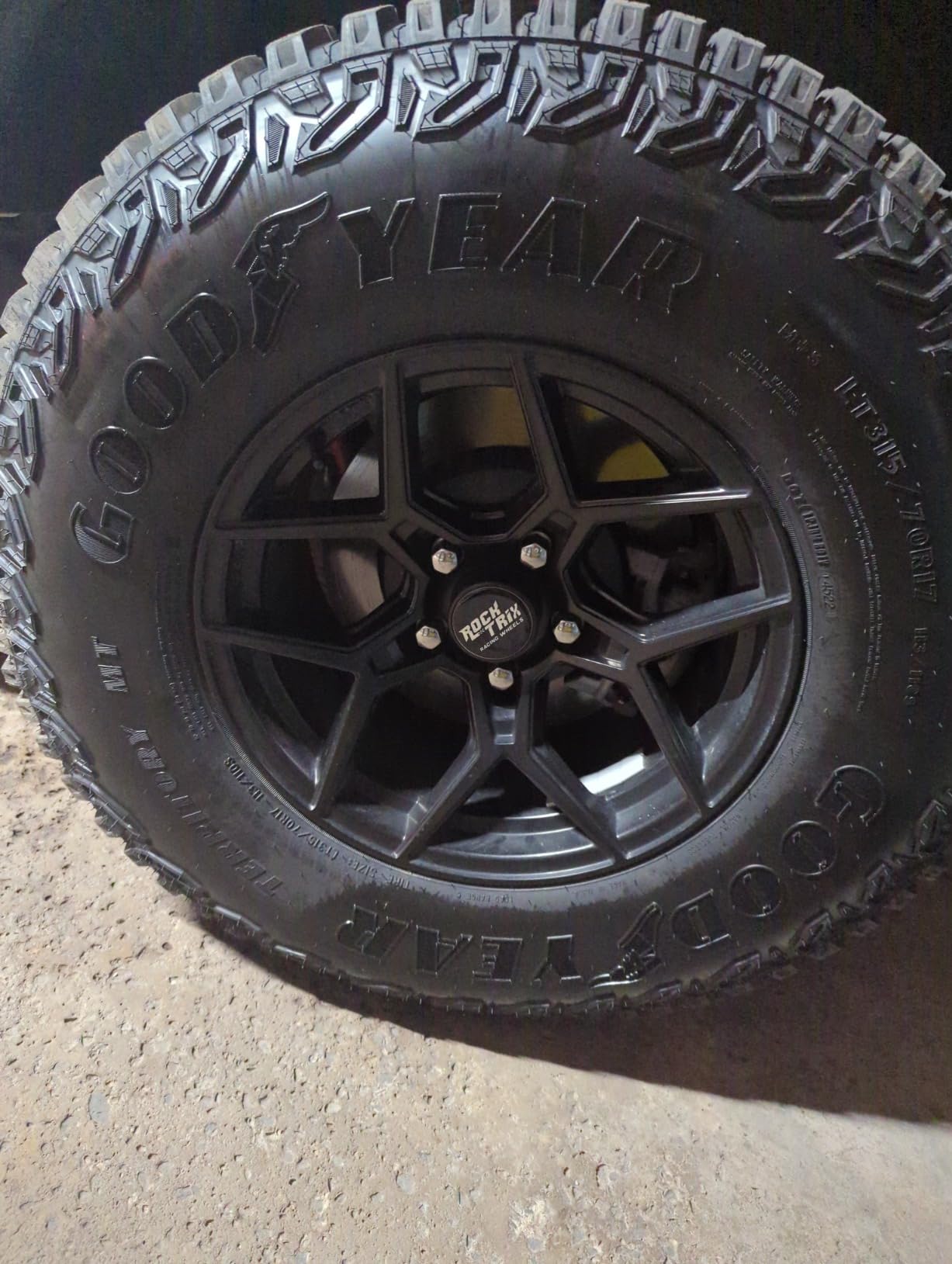 Off-road MT Tire Goodyear Wrangler Territory MT LT315/70R17 Tire - 113 ...