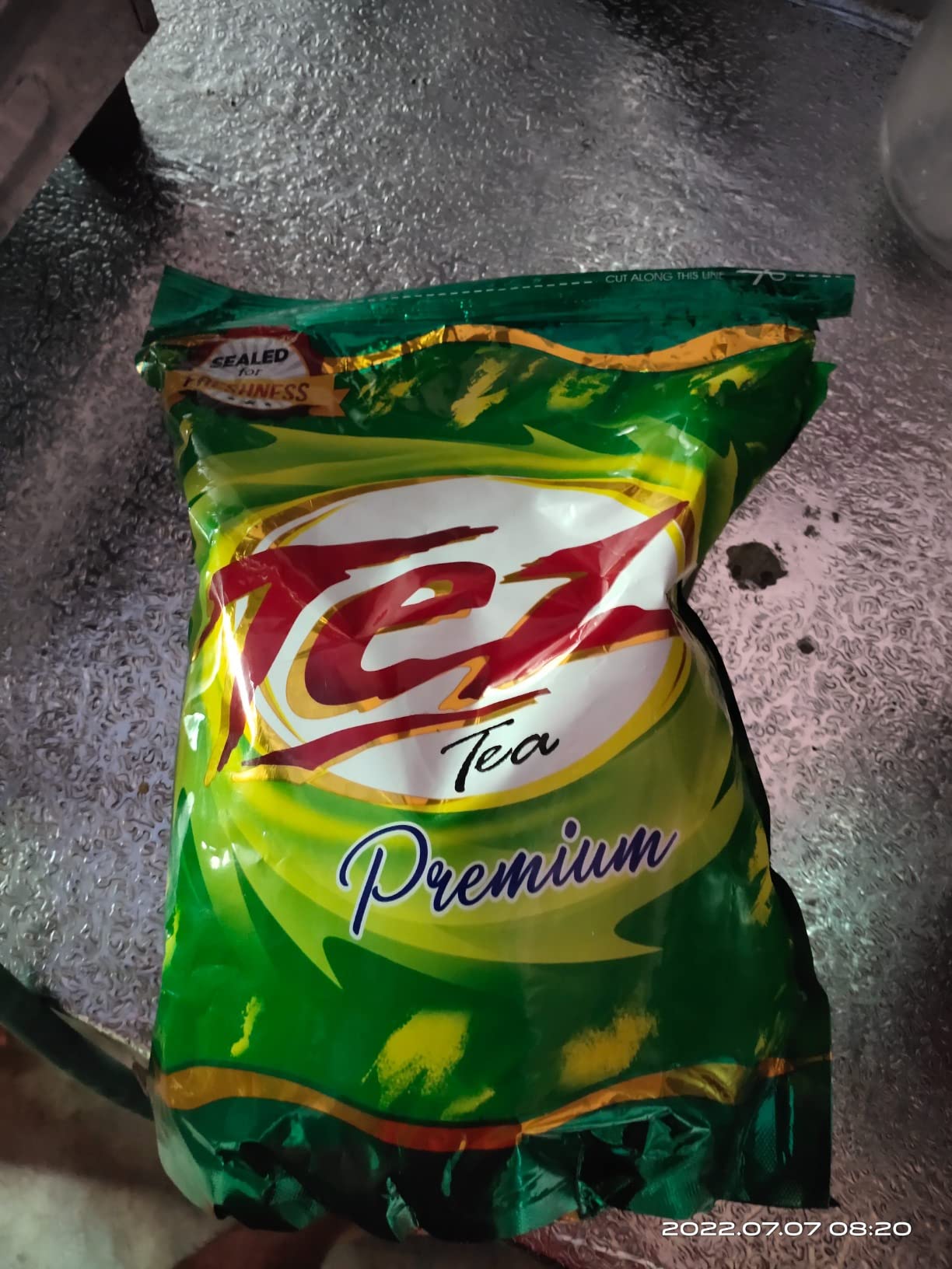 Tez Tea Premium Assam Black Loose CTC Leaf Tea, 1 KG Pouch - Strong ...