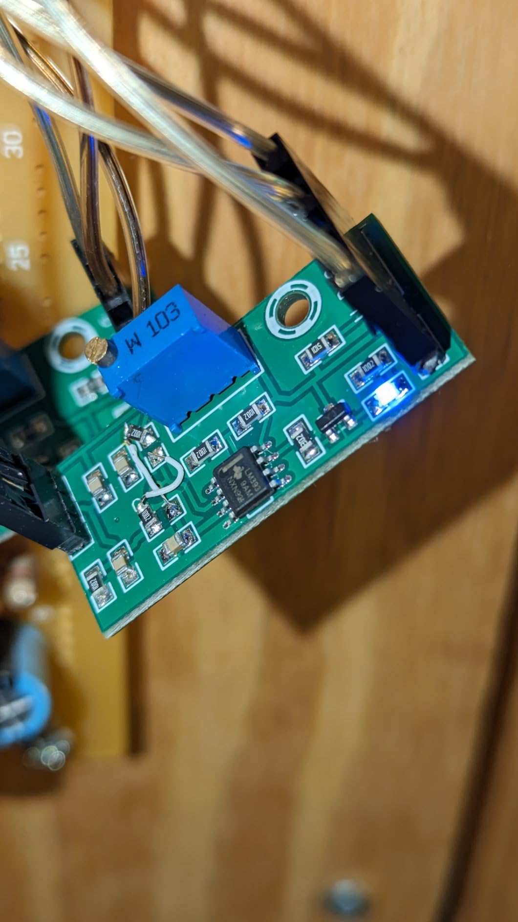 Amazon.com: Abbasi 3Pcs LM393 3.5-24V Voltage Comparator Module with ...