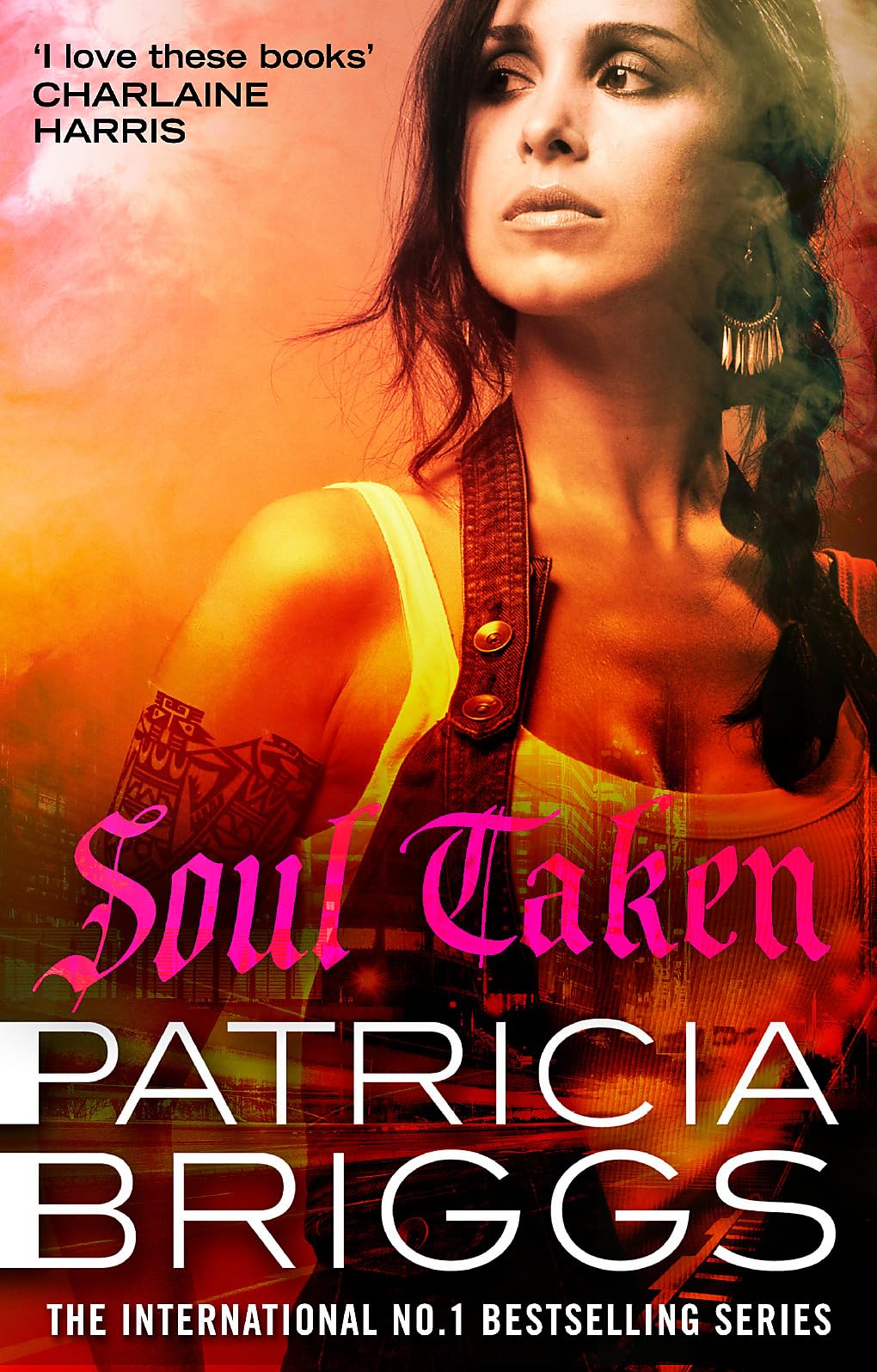 Soul Taken: Mercy Thompson: Book 13: 9780356513645: Amazon.com: Books