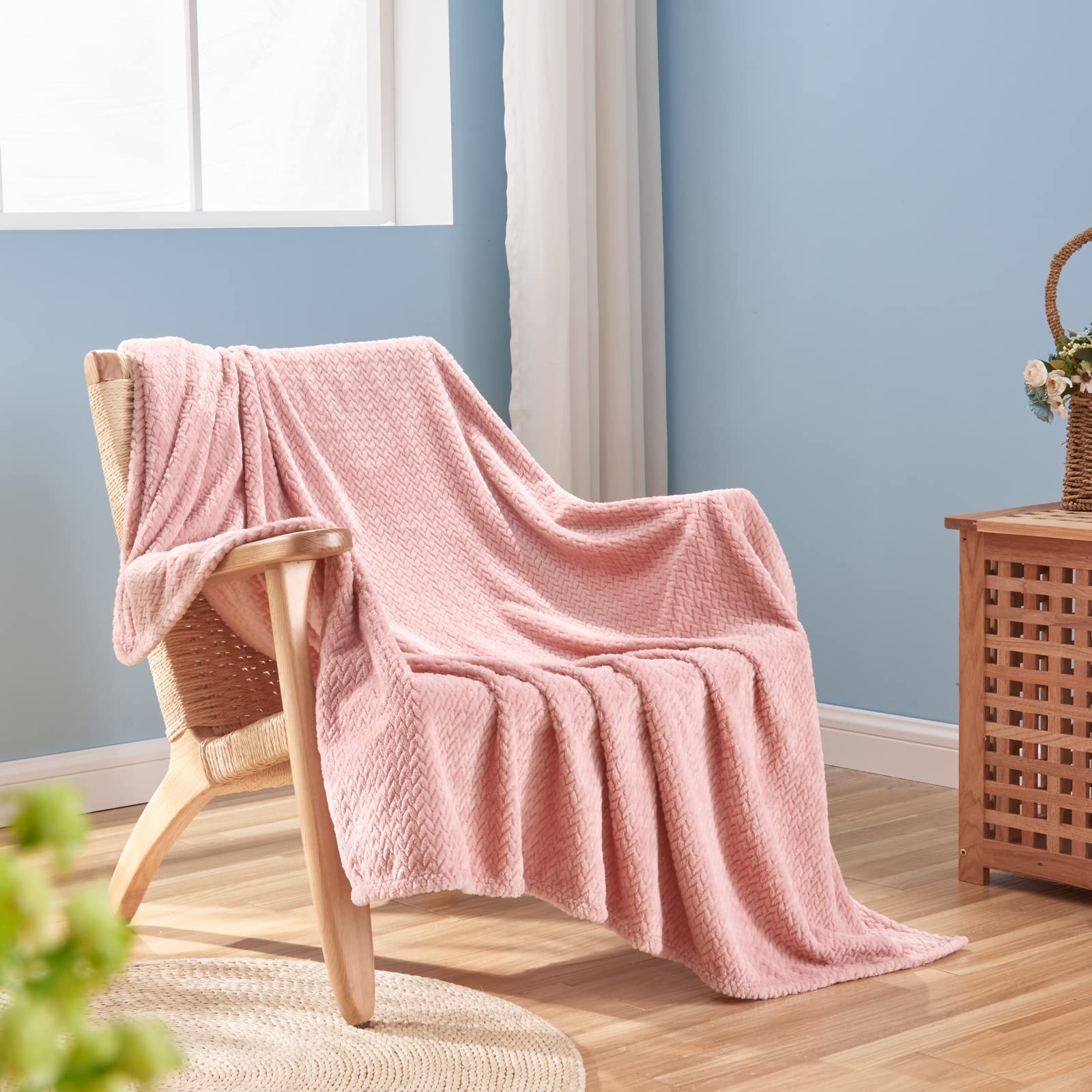 NEWCOSPLAY Super Soft Throw Blanket Dusty Pink Premium Silky Flannel ...