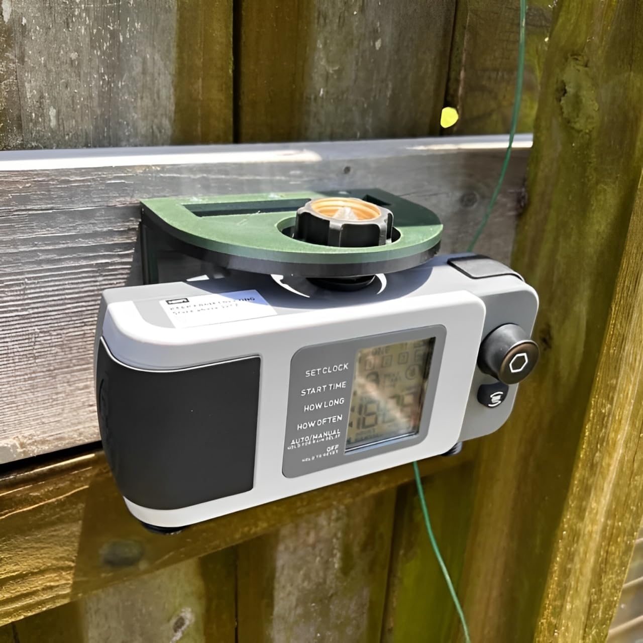 Amazon.com: Fence/Wall Mount Bracket for Orbit B-Hyve DX 4 Smart Hose ...
