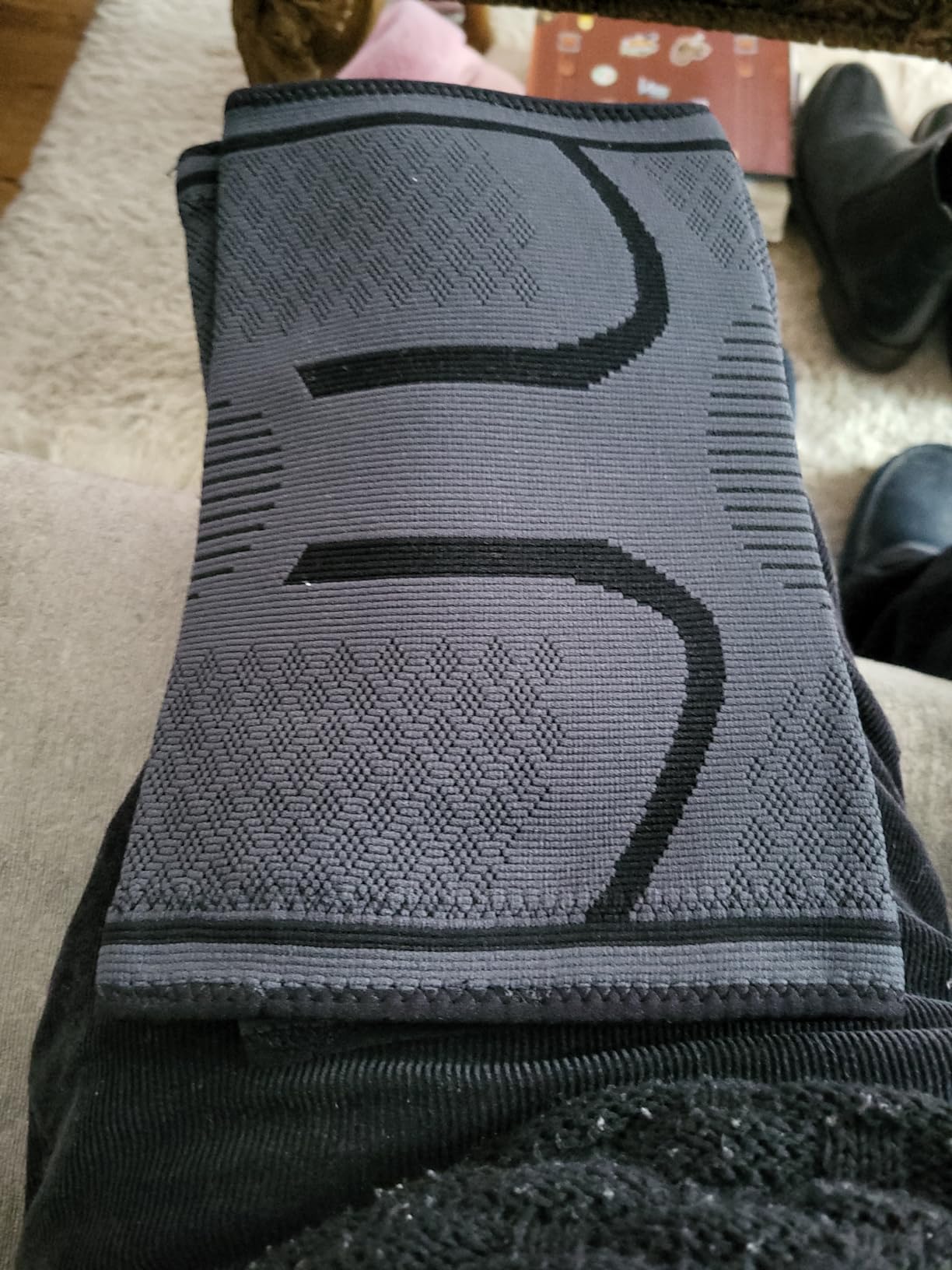 BESKEY Knee Support (Pair) Anti Slip Knee Brace Elastic Breathable Knee ...