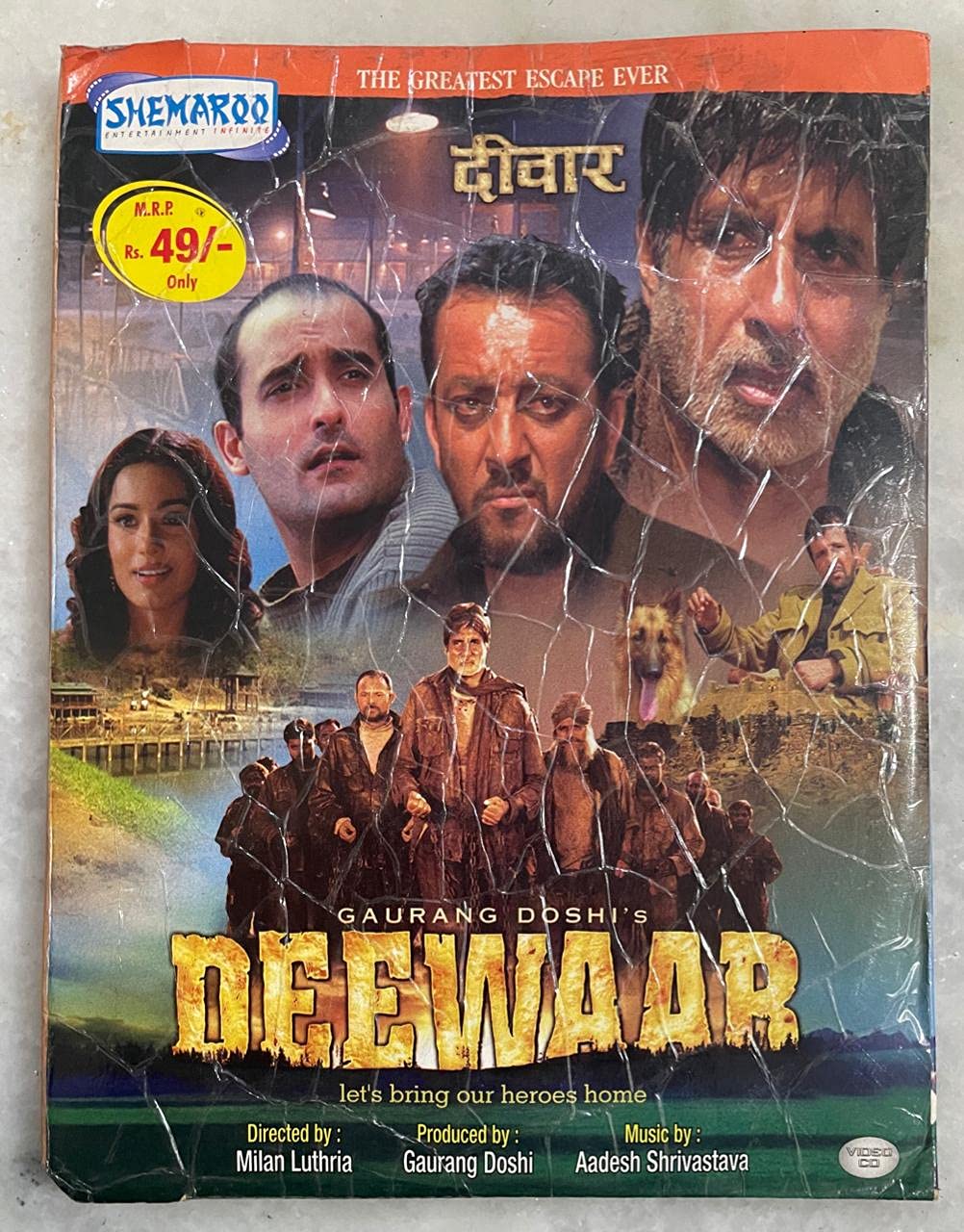 Buy Deewaar (Movie VCD) Amitabh Bachchan Online at desertcartINDIA