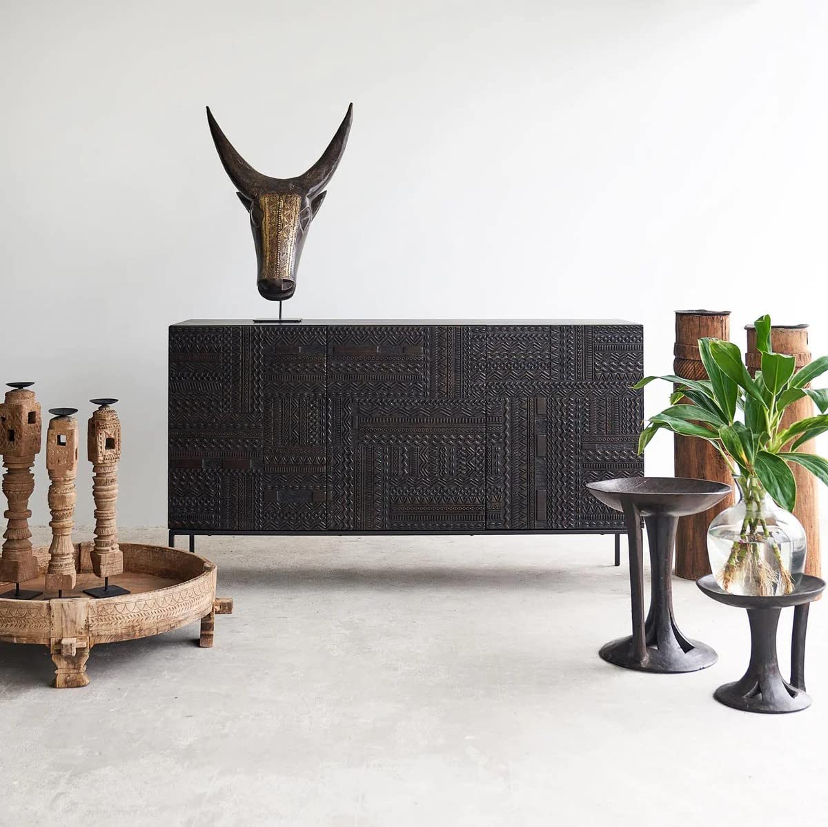 DK Furniture - Solid Wood Sideboard Hand Carved Tv Cabinet ...