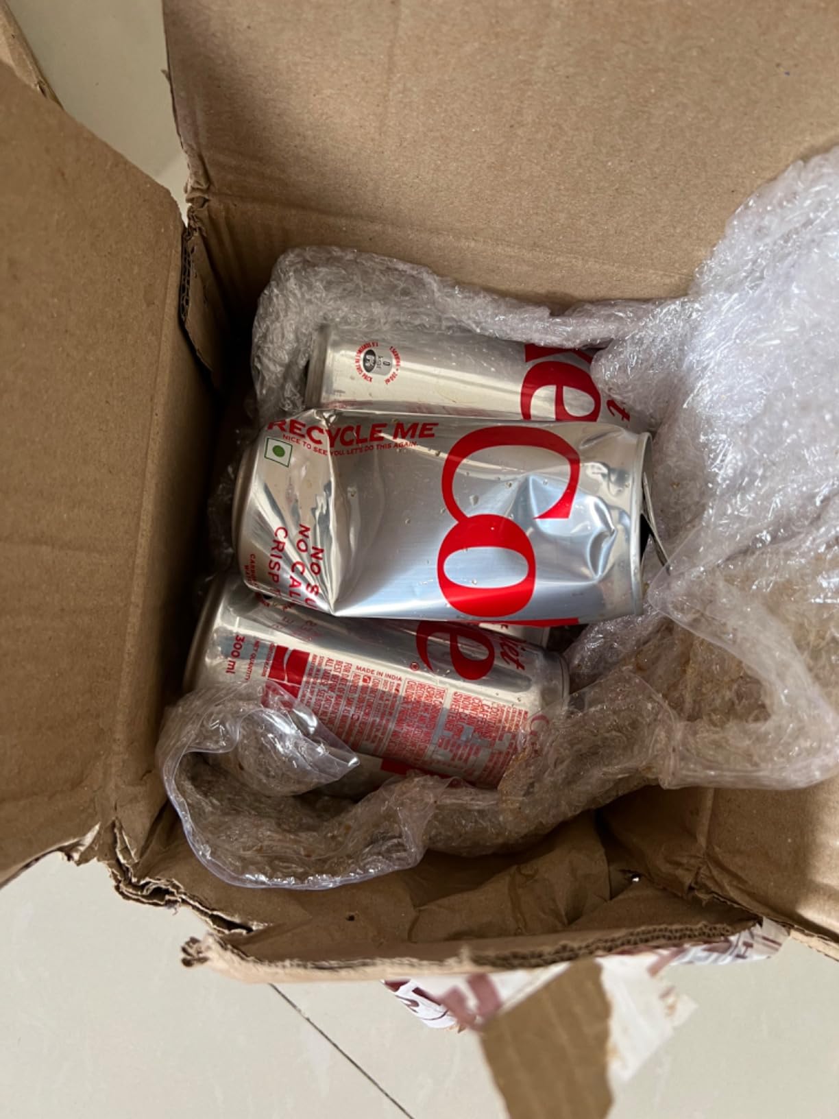 Coca-Cola Diet Coke Can Pouch, 6 X 300 : Amazon.in: Grocery & Gourmet Foods