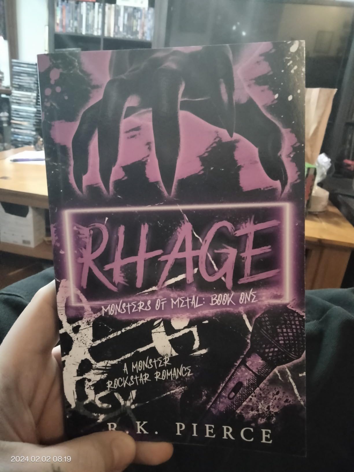 Rhage: A Monster Rockstar Romance (Monsters of Metal): Pierce, R.K ...